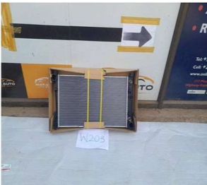 C Class Radiator w203 – A2035000503 new - Makayi Auto Group